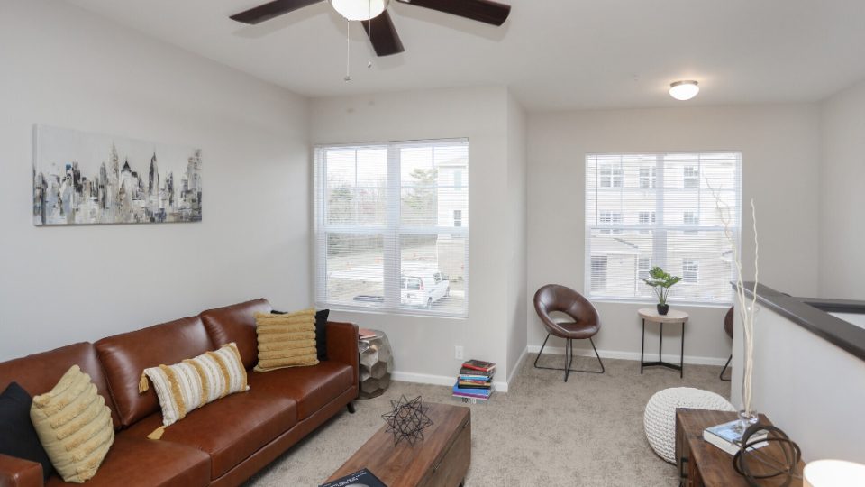 Apartments for Rent in Indianapolis, IN | Alpine Studios`s Home page